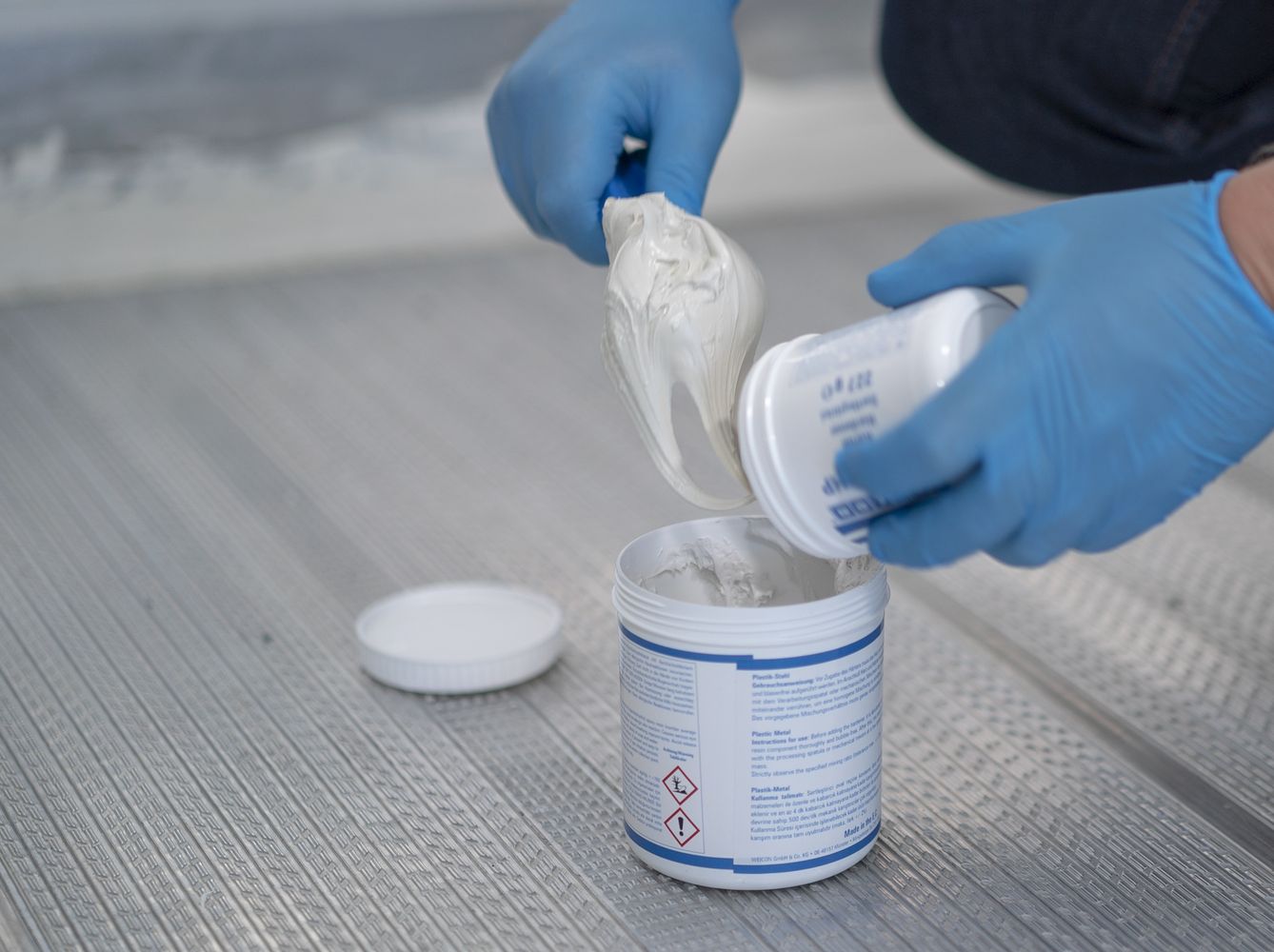 WEICON HP | mineral-filled epoxy resin system | 10054004